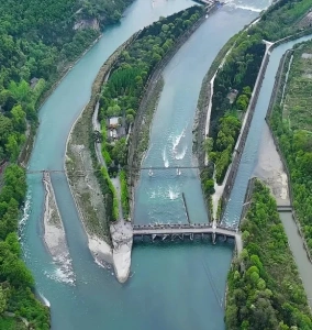 Explore Dujiangyan Scenic Area – Ancient Engineering Wonders