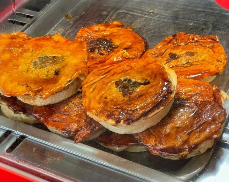 Discover Shanghai Food: Top Dishes and Dining Streets