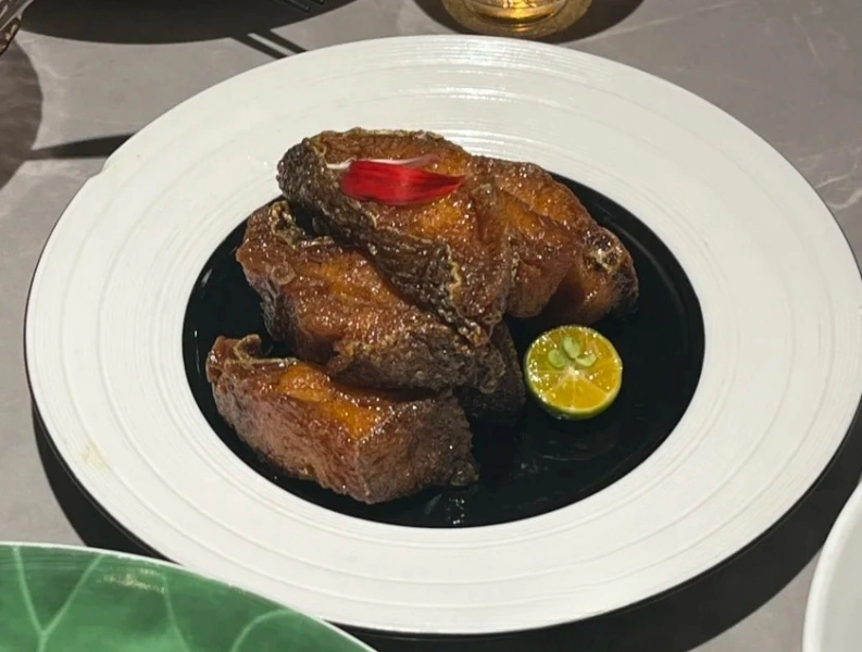 Discover Shanghai Food: Top Dishes and Dining Streets