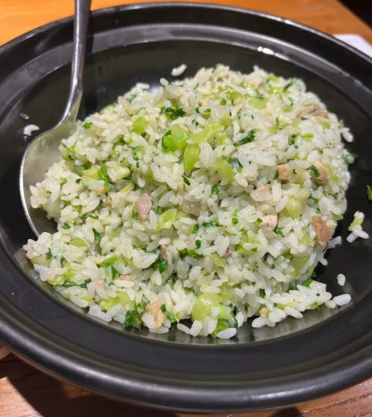 Discover Shanghai Food: Top Dishes and Dining Streets