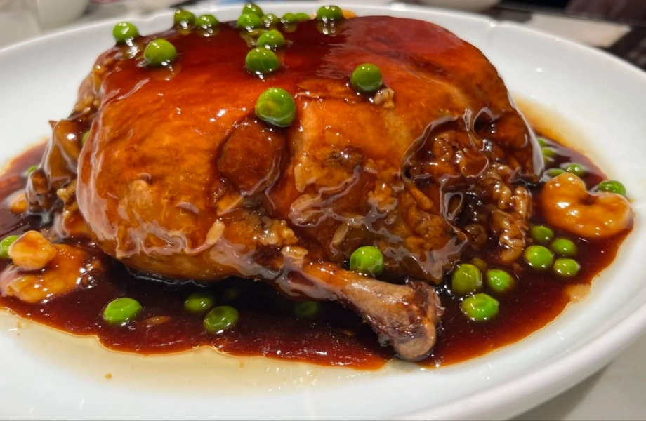 Discover Shanghai Food: Top Dishes and Dining Streets