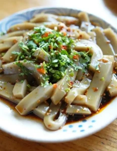 Best Traditional Lijiang Food You Need to Try in Yunnan