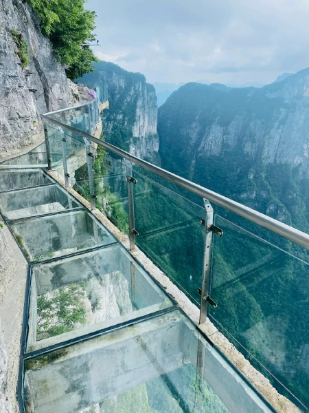 Tianmen Mountain National Forest Park Travel Guide 2026: Highlights ...