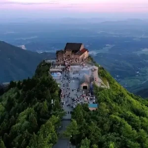 Hunan Province Travel Guide with Top Cities and Attractions