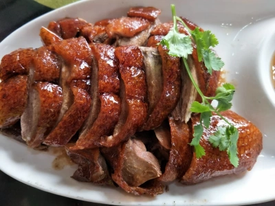 Authentic Guangzhou Dishes Guide 2026: Dim Sum, Roast Goose & More