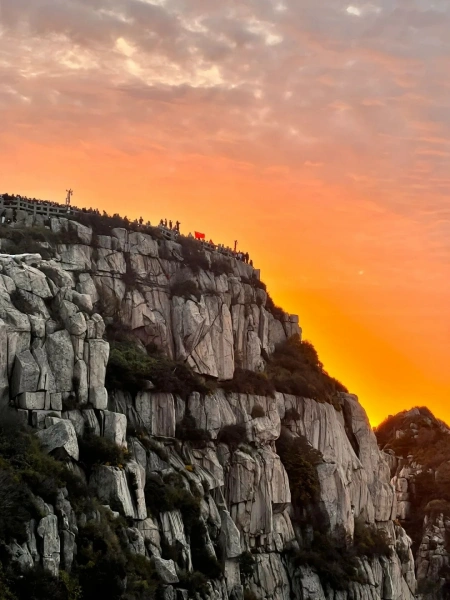 Mount Tai Travel Guide: Top Attractions and Hiking Routes