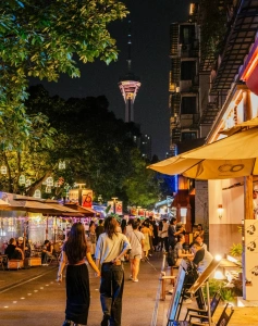 Chunxi Road Pedestrian Street Guide 2026: Shopping & Dining